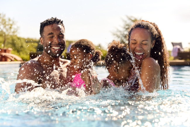 The Best Swimming Pool Design for Larger Families: A Guide | Greenville ...