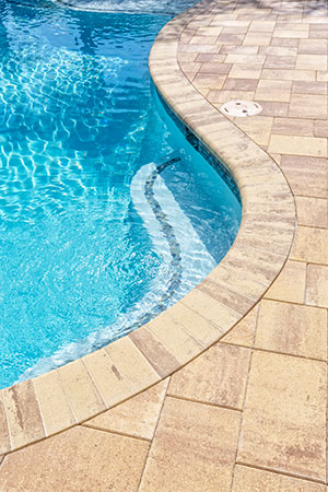 Pros and Cons of Salt Water Pools | Greenville Pools